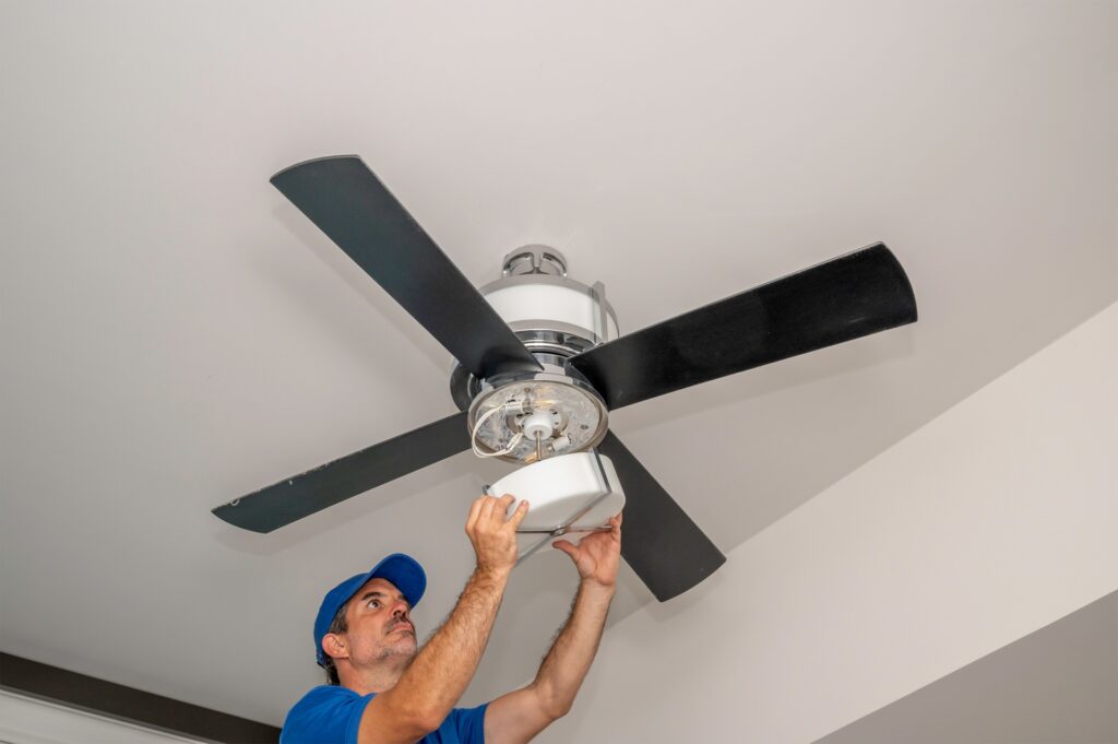 3 Reasons to Get That Ceiling Fan Fixed | Comfort Flow Heating